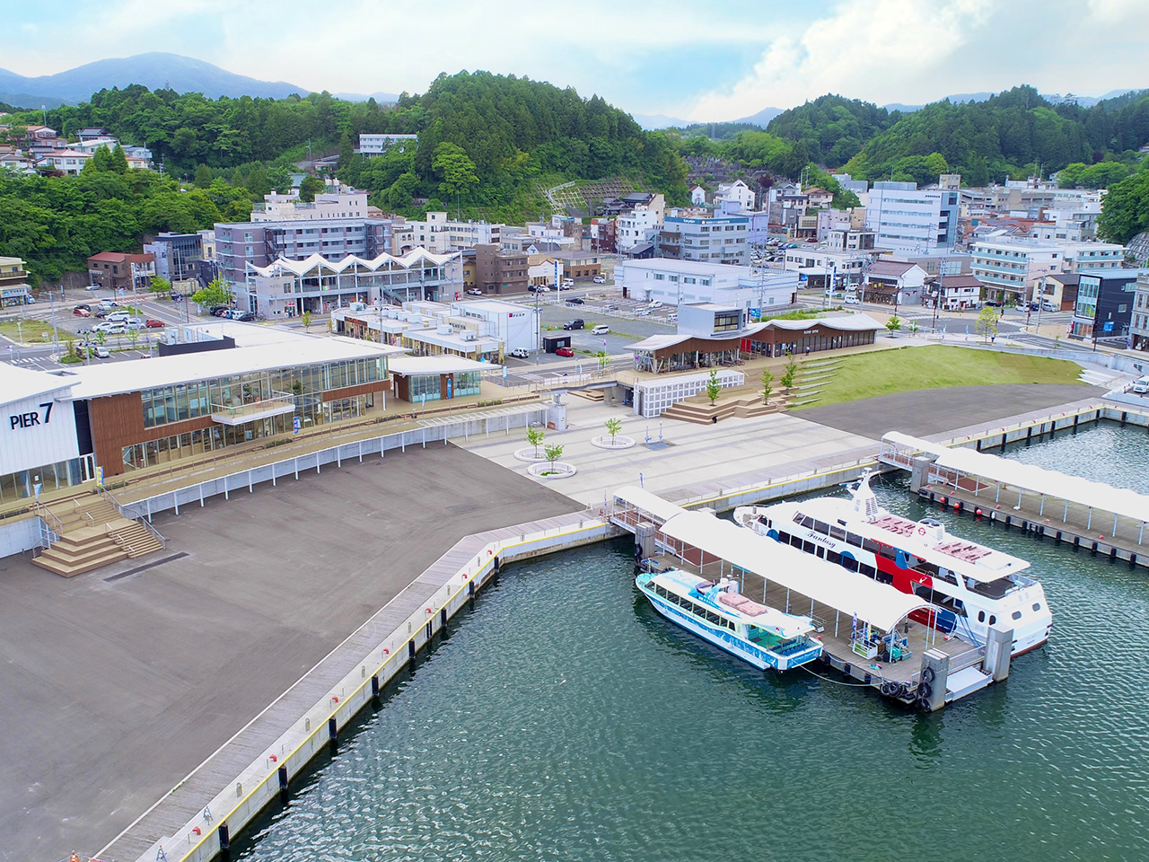Waterfront Mukaeru and Umareru - VISIT KESENNUMA